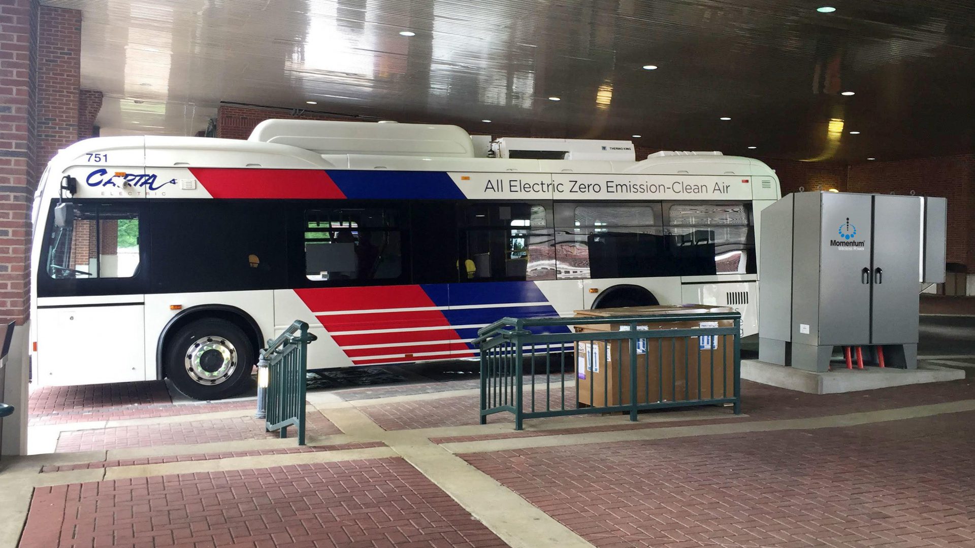 In Chattanooga electric buses are charged wireless on-route with ...