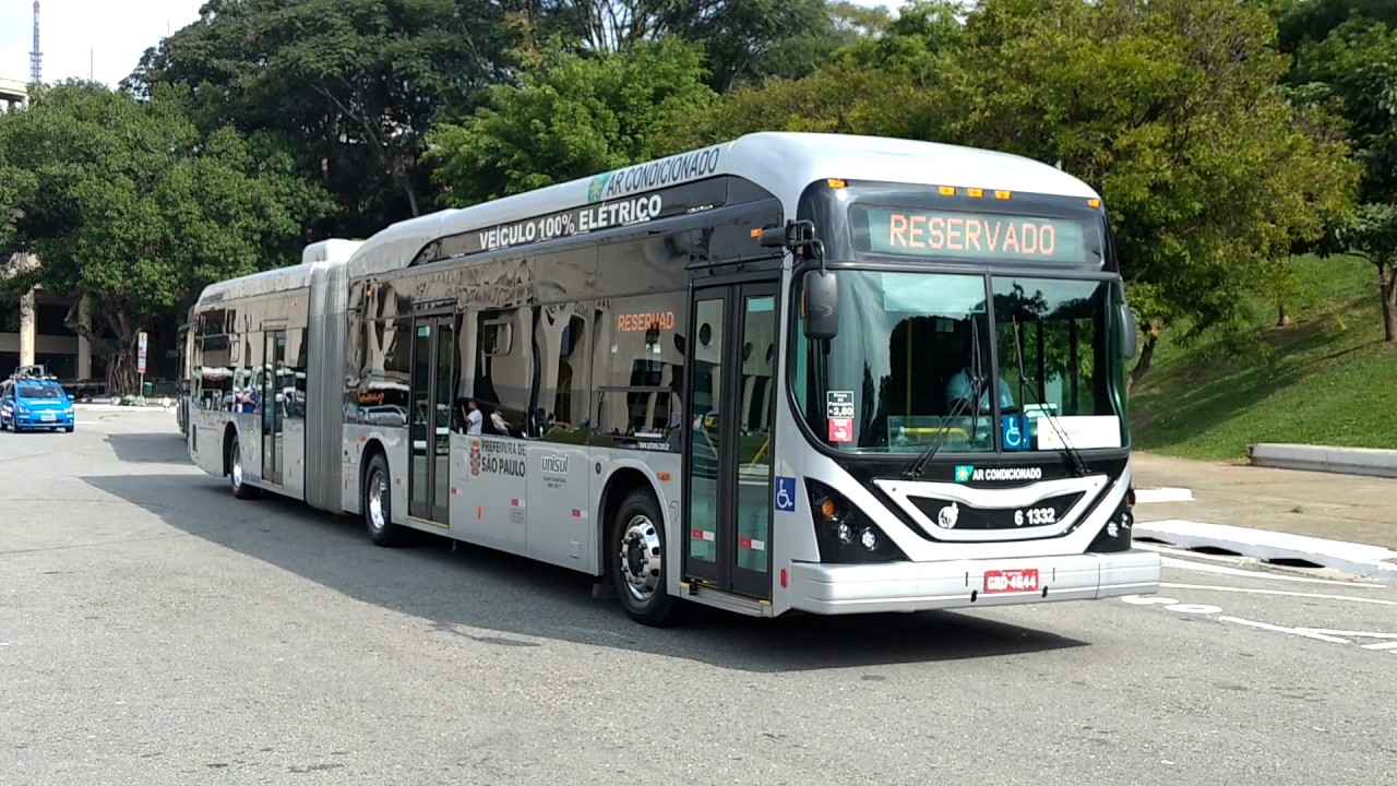 BYD articulated electric bus delivered to IndyGo (Indiana). The first ...
