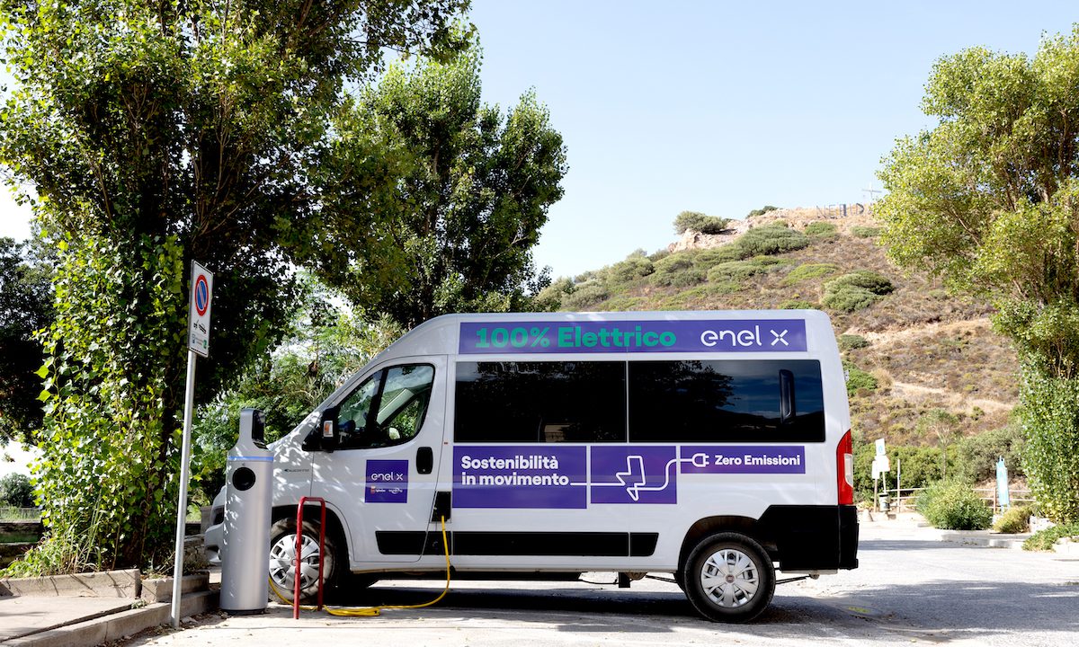 Enel X launches E-Bus as a service projects in the shuttle and school ...
