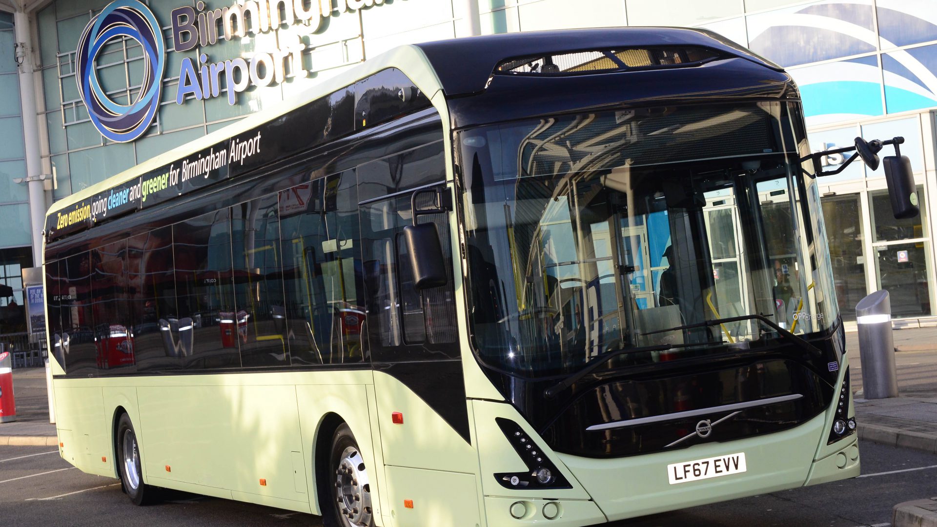 Volvo to supply 6 electric buses to Birmingham Airport - Sustainable Bus