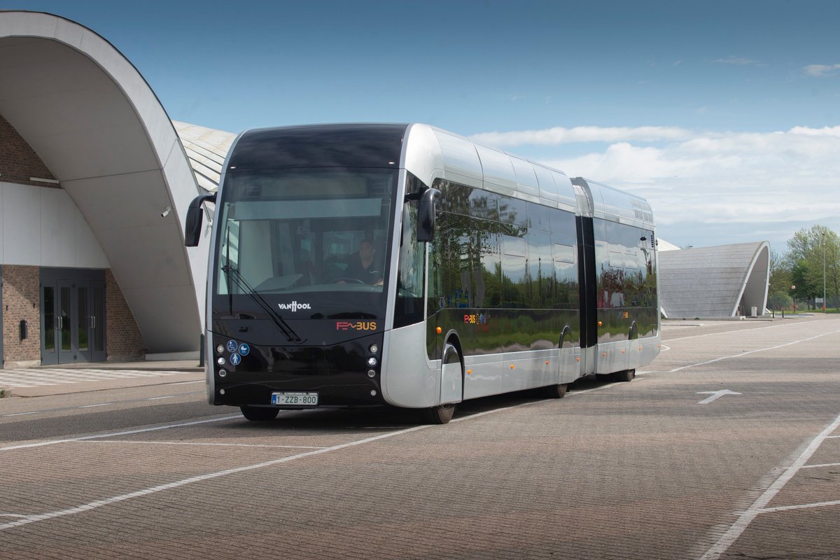Van Hool, a driveline for every need. Hydrogen in the foreground ...