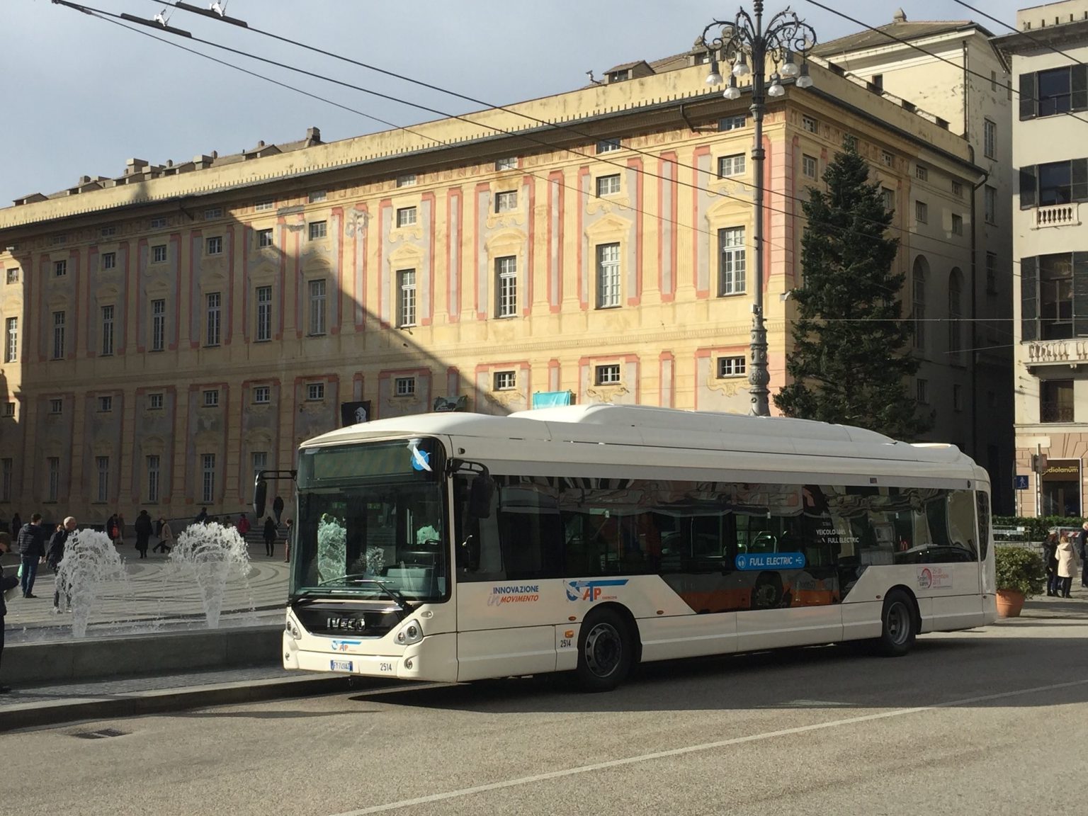 Iveco e-Way makes its debut in Genoa - Sustainable Bus