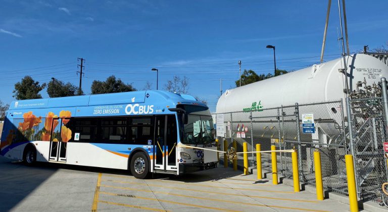 An hydrogen bus fleet in California for OCTA. New Flyer Xcelsior CHARGE ...