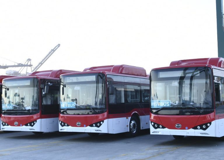 Santiago de Chile, an open tender for 2,000 buses. A case study by ...