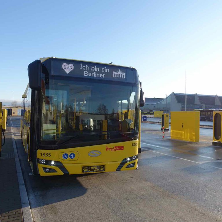 BVG Berlin towards 2030: 25 per cent more buses in the future full ...