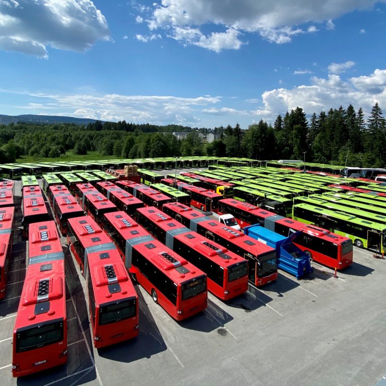 Biofuel-powered buses for Oslo. Unibuss placed a 127-units order with ...