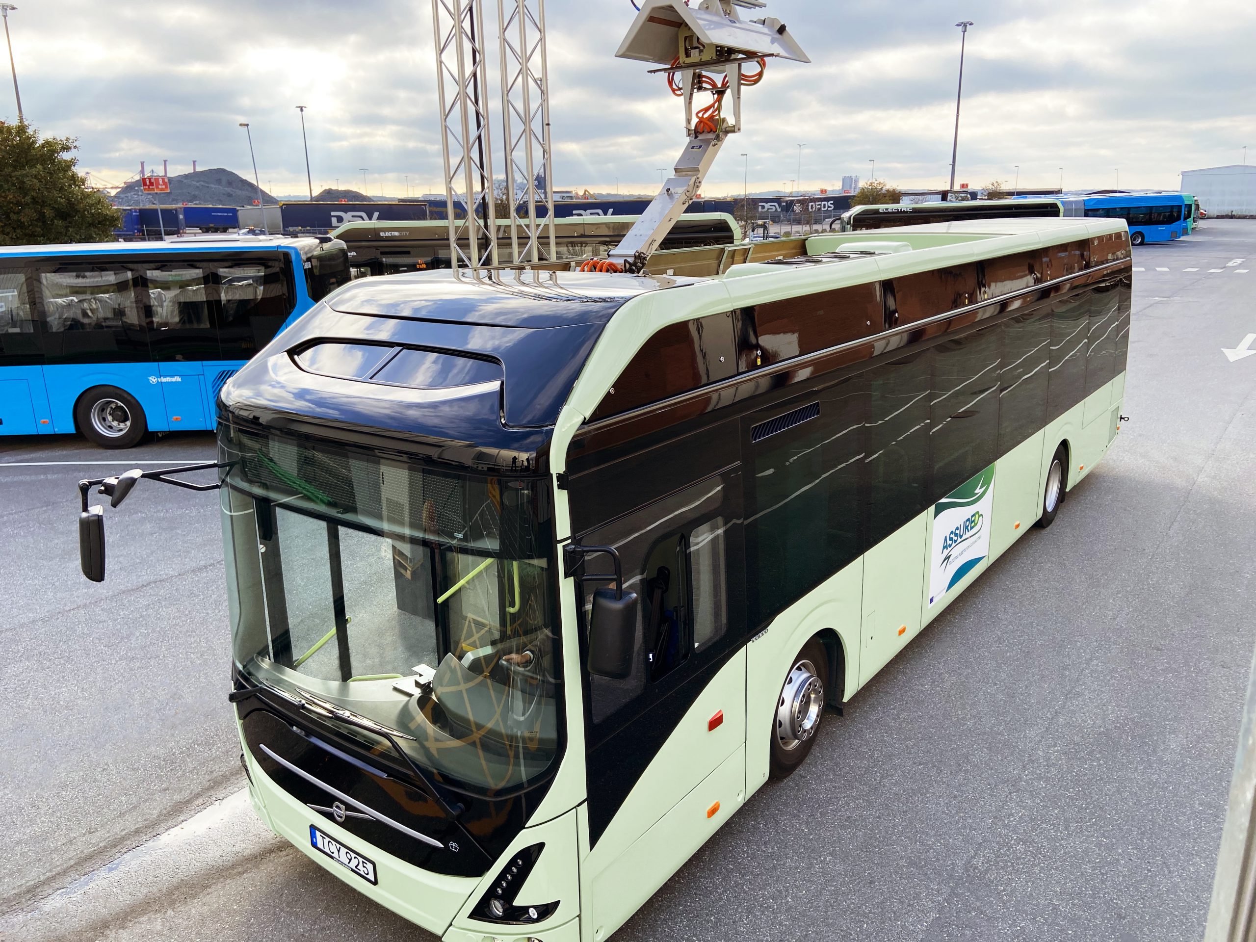 Volvo Buses is ready to offer roof-mounted pantograph charging solution ...