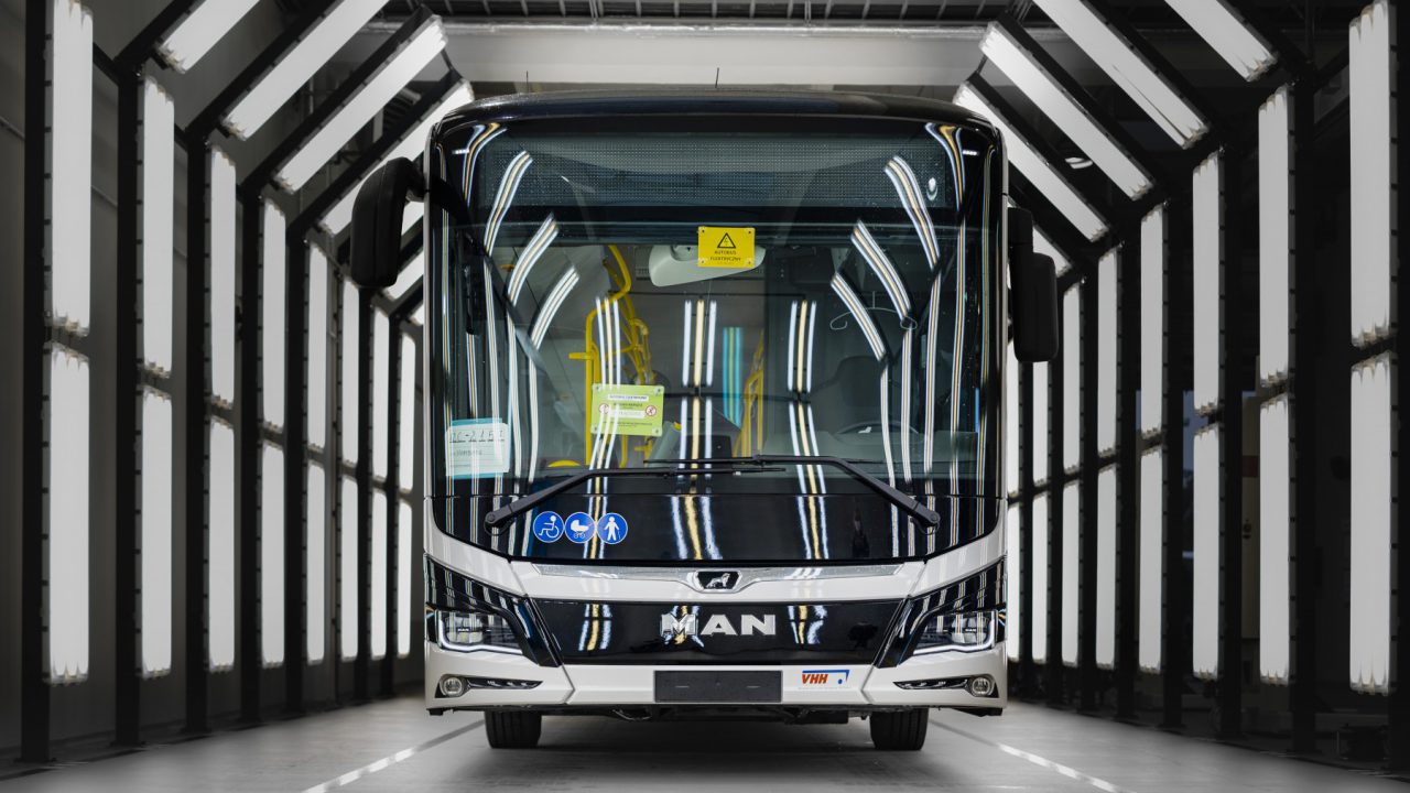 The start of series production for MAN electric bus Lion's City E ...