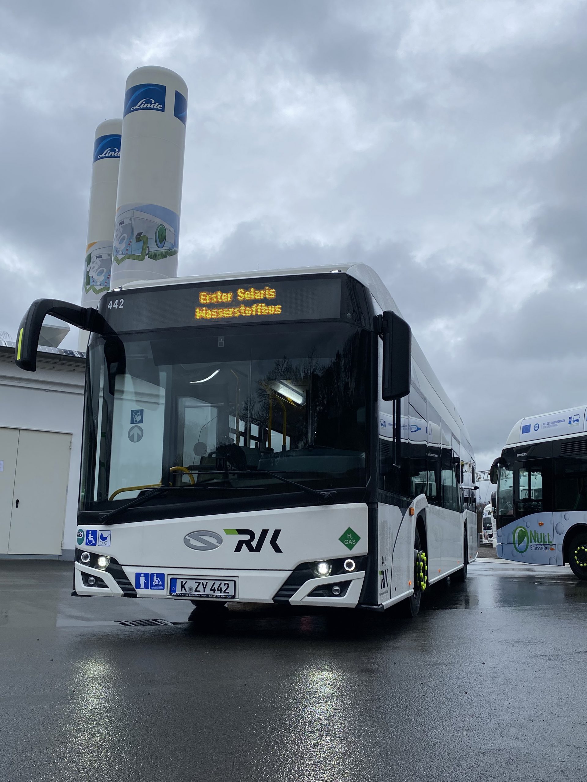 Cologne, the first fuel cell bus from Solaris reaches RVK's depots