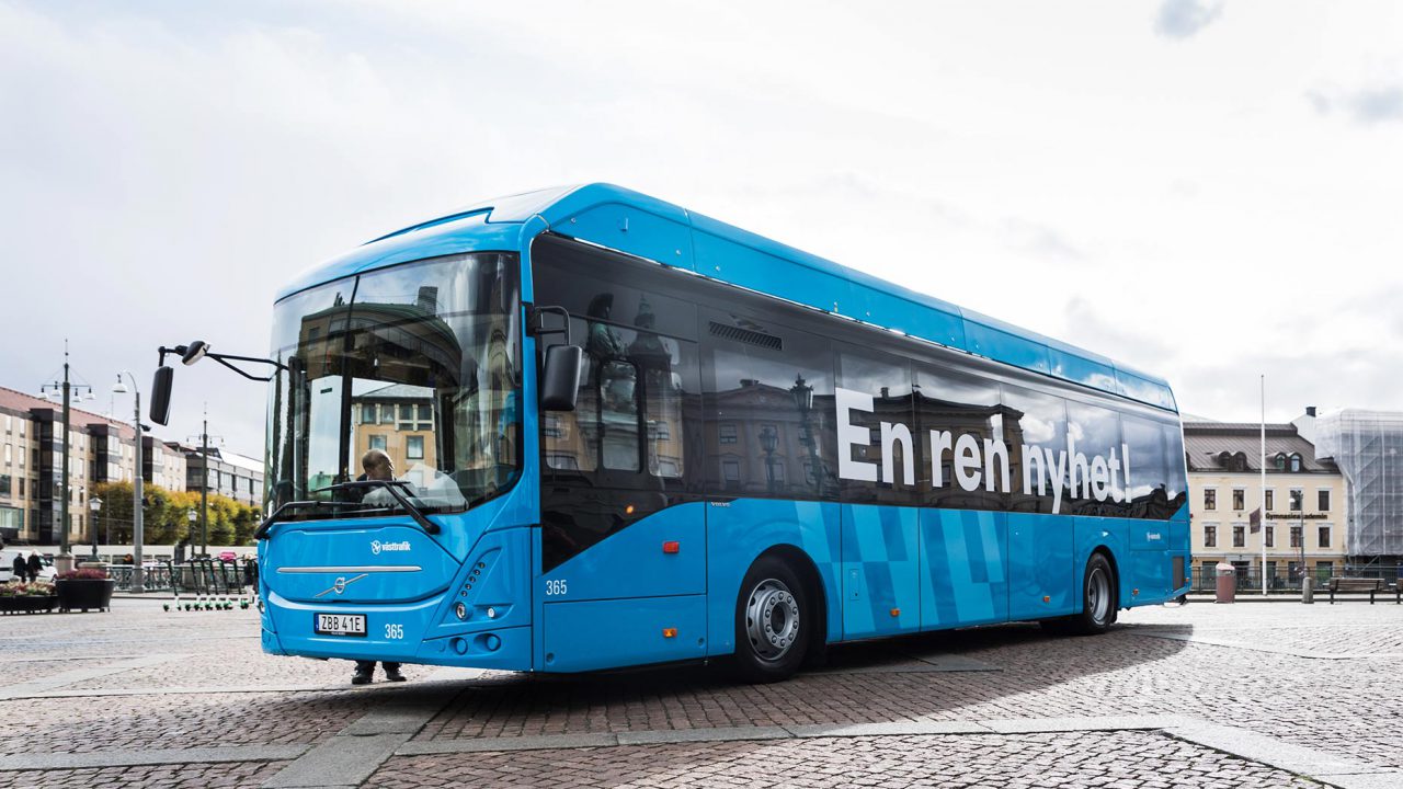 Electric buses cover a share of 6% of all bus registration in the EU ...