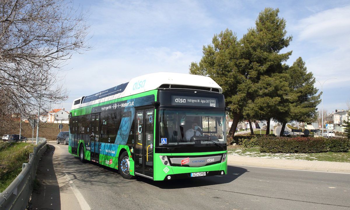 Alsa testing an hydrogen bus in Madrid. A trial with CaetanoBus ...