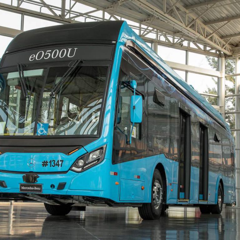Mercedes-Benz launches an electric bus chassis in Brazil