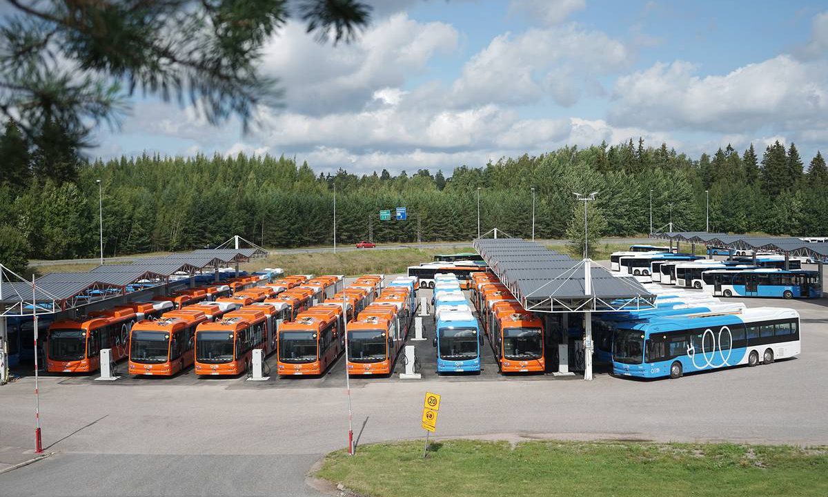 70,000 e-buses delivered by BYD worldwide (2.5% of them in Europe). 5.5 ...