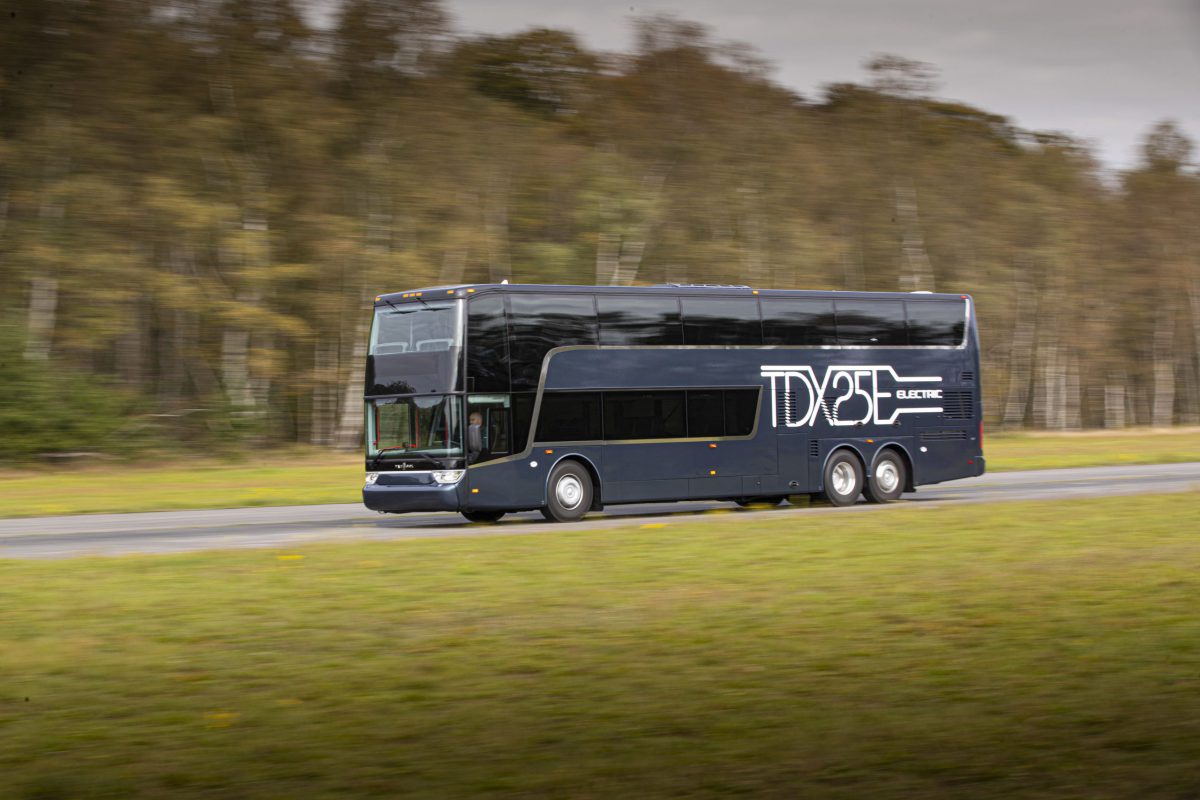 Here it comes the first battery-electric DD coach by Van Hool. A world ...