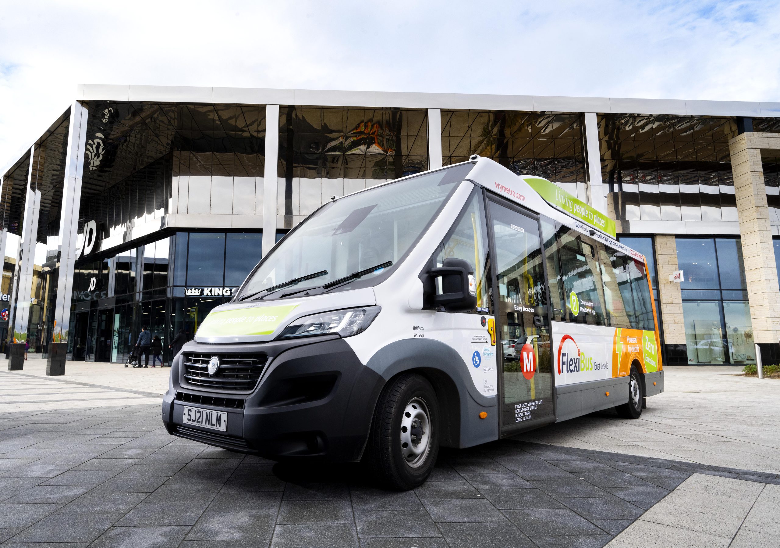 Seven Mellor Orion e-buses for Leeds’ FlexiBus on demand service