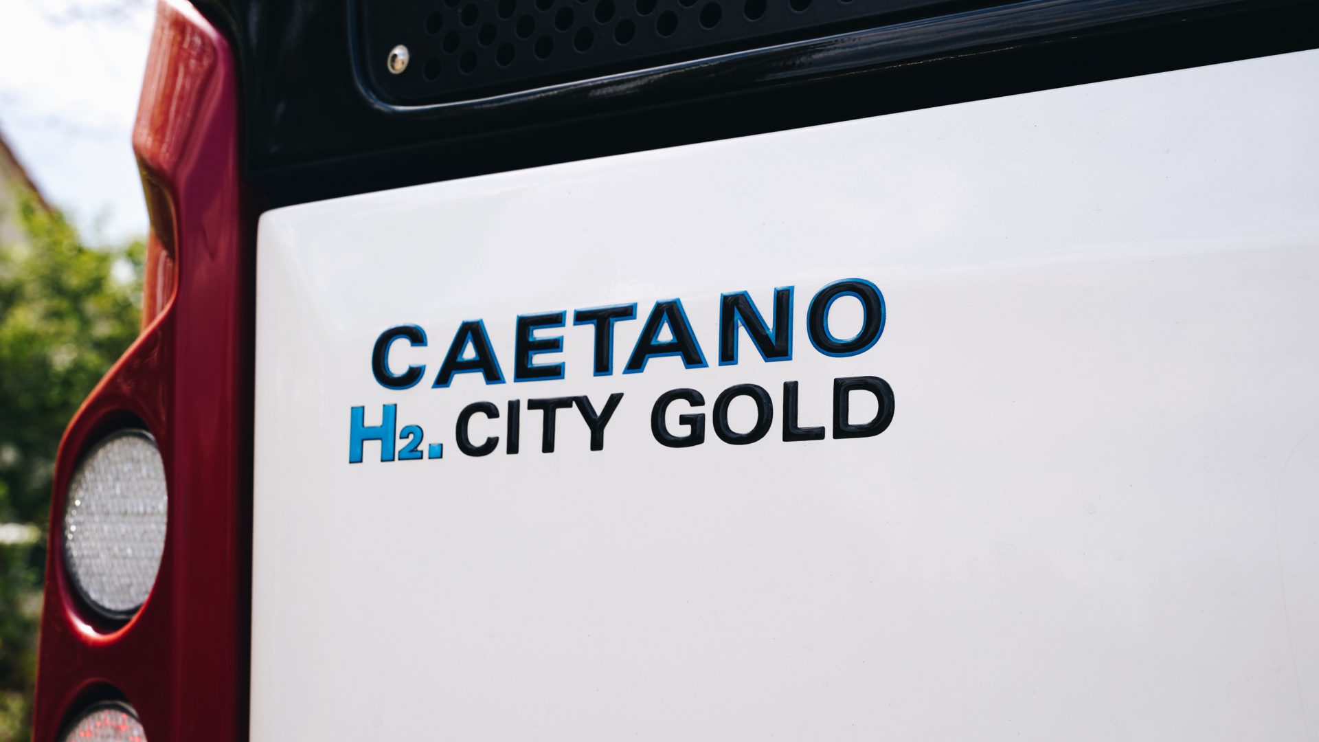 CaetanoBus awarded an hydrogen bus tender in France - Sustainable Bus