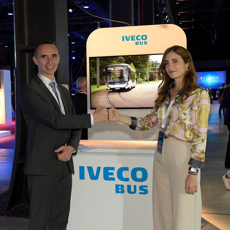 Iveco Bus and Via Transportation start a cooperation on on-demand ...