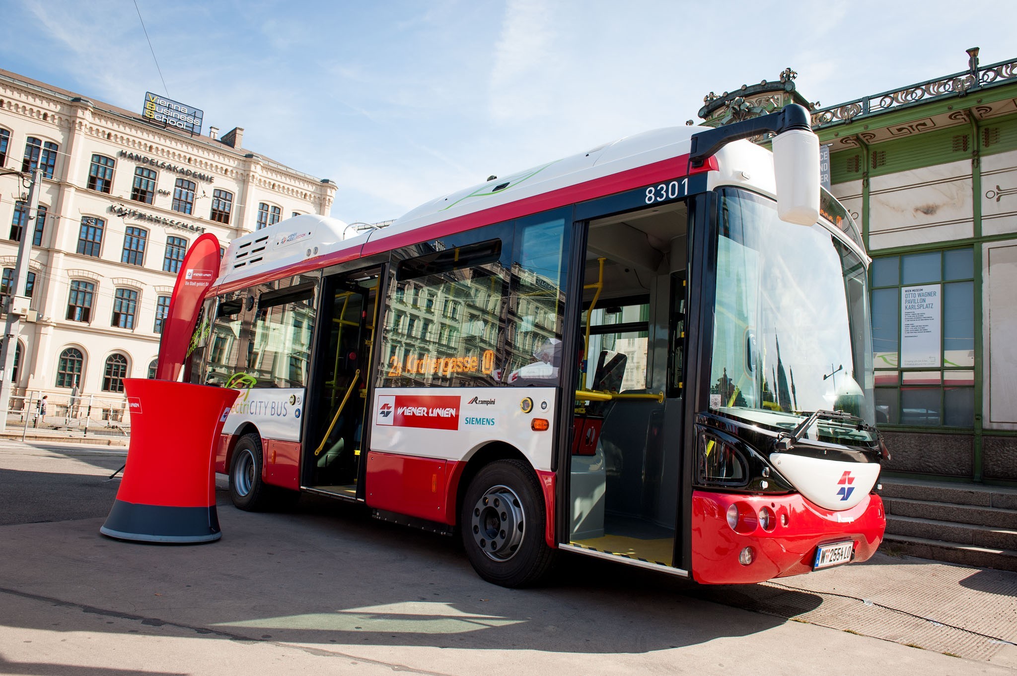 24-meter trolleys for Linz, 70 e-buses for Vienna. Austrian government ...