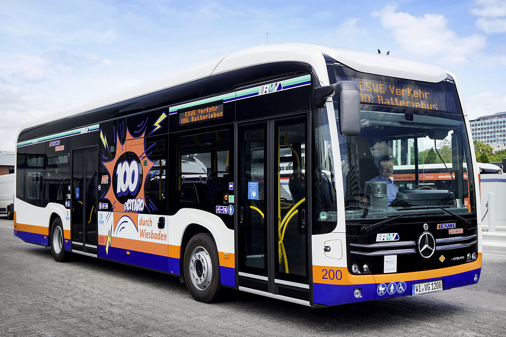 ESWE takes delivery of the 100th eCitaro bus in Wiesbaden