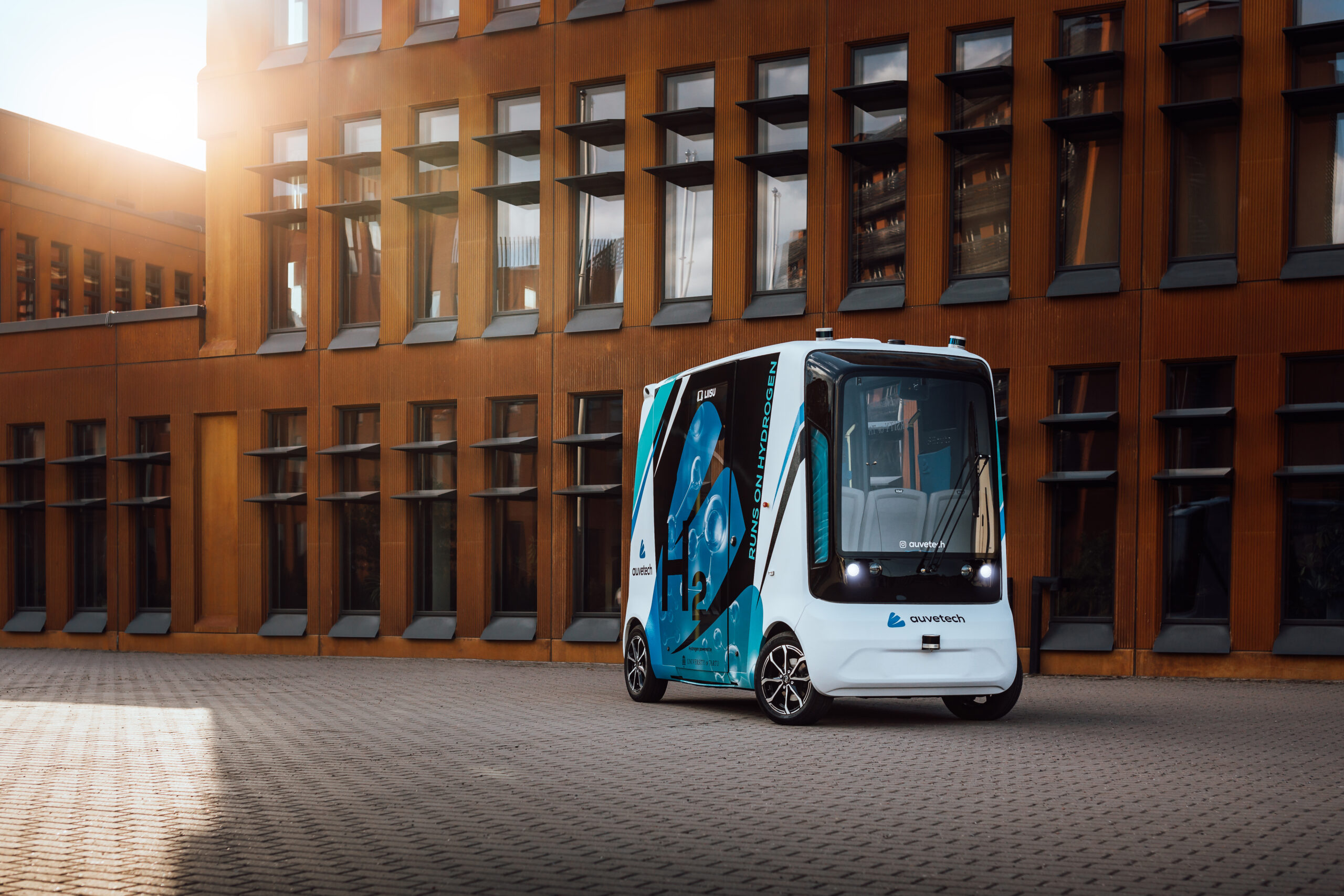 The first autonomous fuel cell shuttle is Estonian (by Auve Tech)