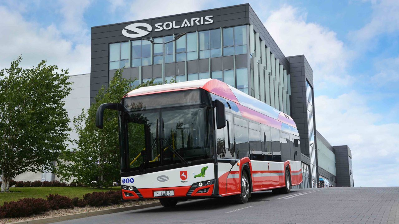 First fuel cell bus (by Solaris) delivered in Poland - Sustainable Bus