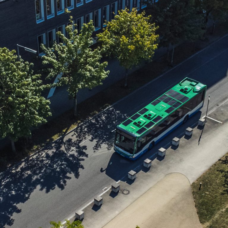 The retrofit Solar Bus Kit by Sono Motors aims to reduce bus fleet ...