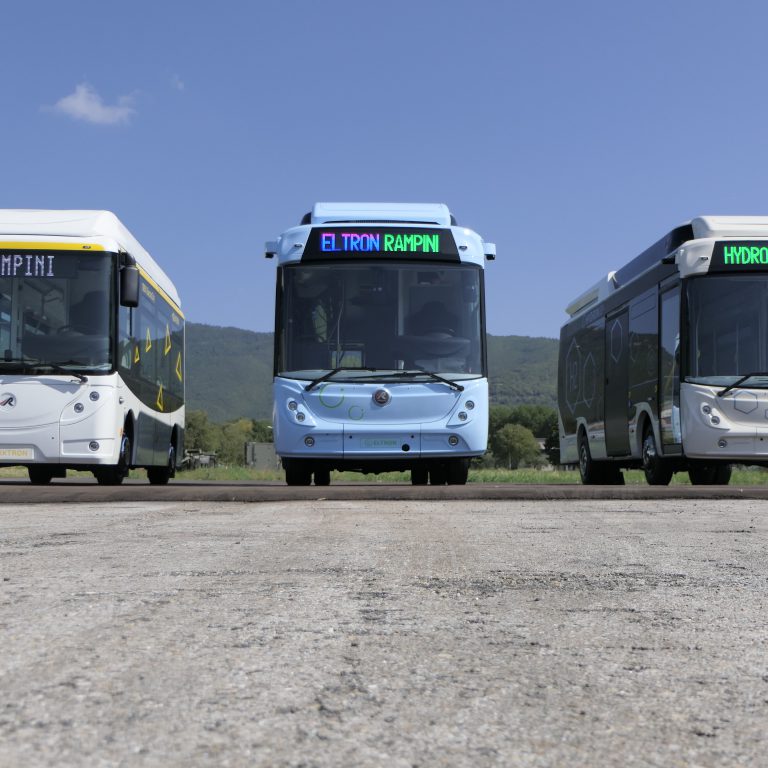 With Rampini Hydron the Italian company launches the first H2-powered 8 ...