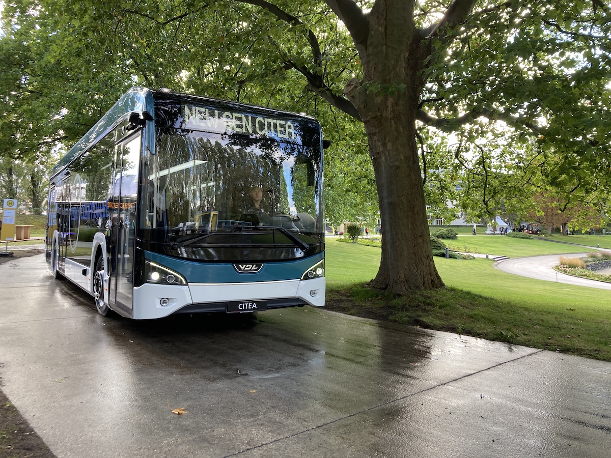 VDL Citea new generation launched. Floor-mounted batteries, up to 110 passengers on board ...