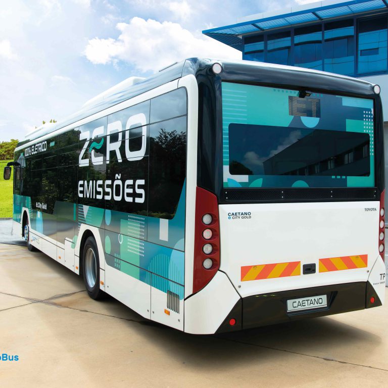 10 Caetano e-buses (plus Siemens chargers) will join Transdev fleet in ...