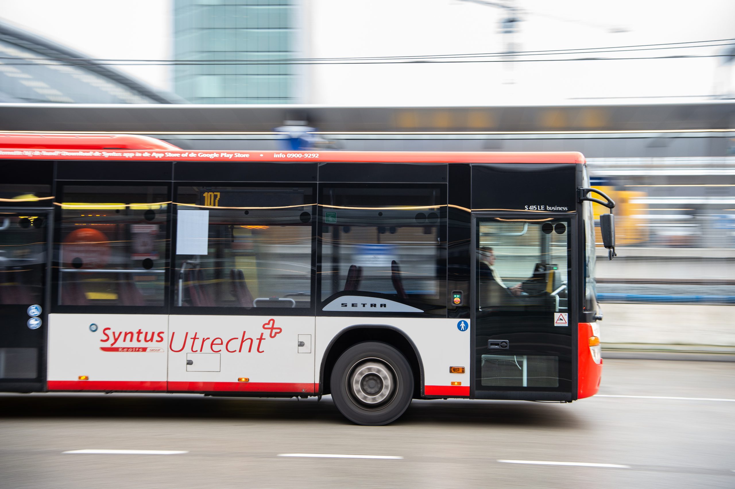 Keolis wins two contract extensions for e-buses in the Netherlands and ...