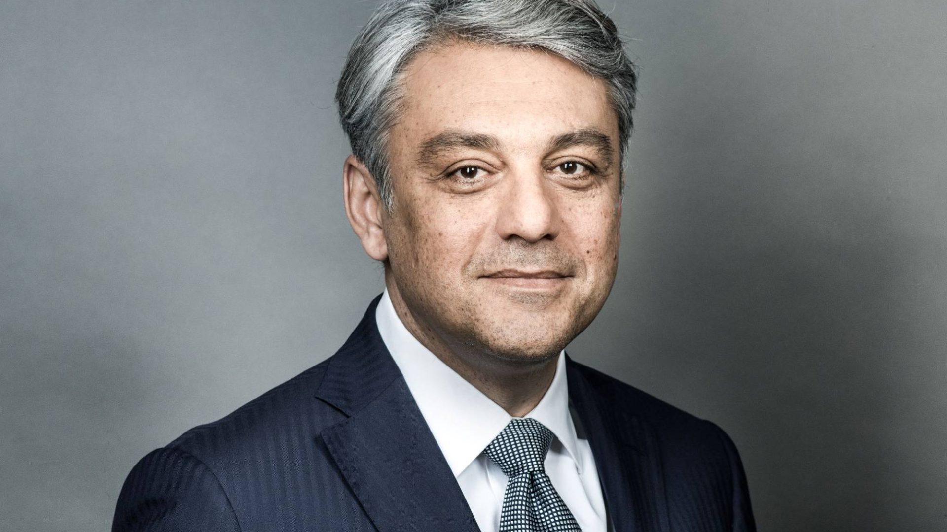 Luca De Meo (Renault) elected president of ACEA - Sustainable Bus