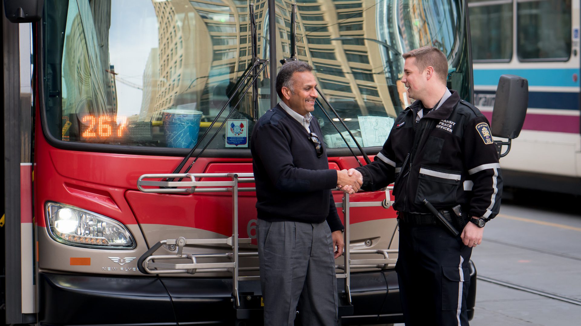 Canada Infrastructure Bank invests $165Min zero emission buses for ...