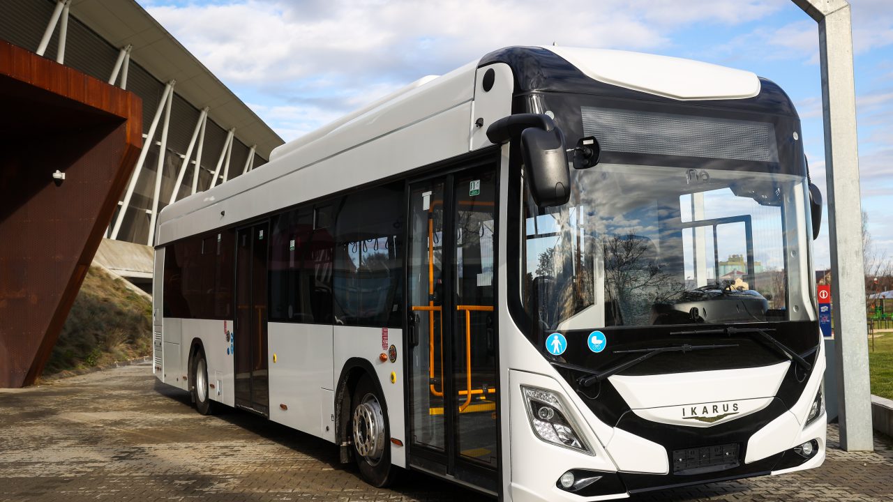 Ikarus is back to Germany. Two new 2-door 120e buses leased - Sustainable Bus