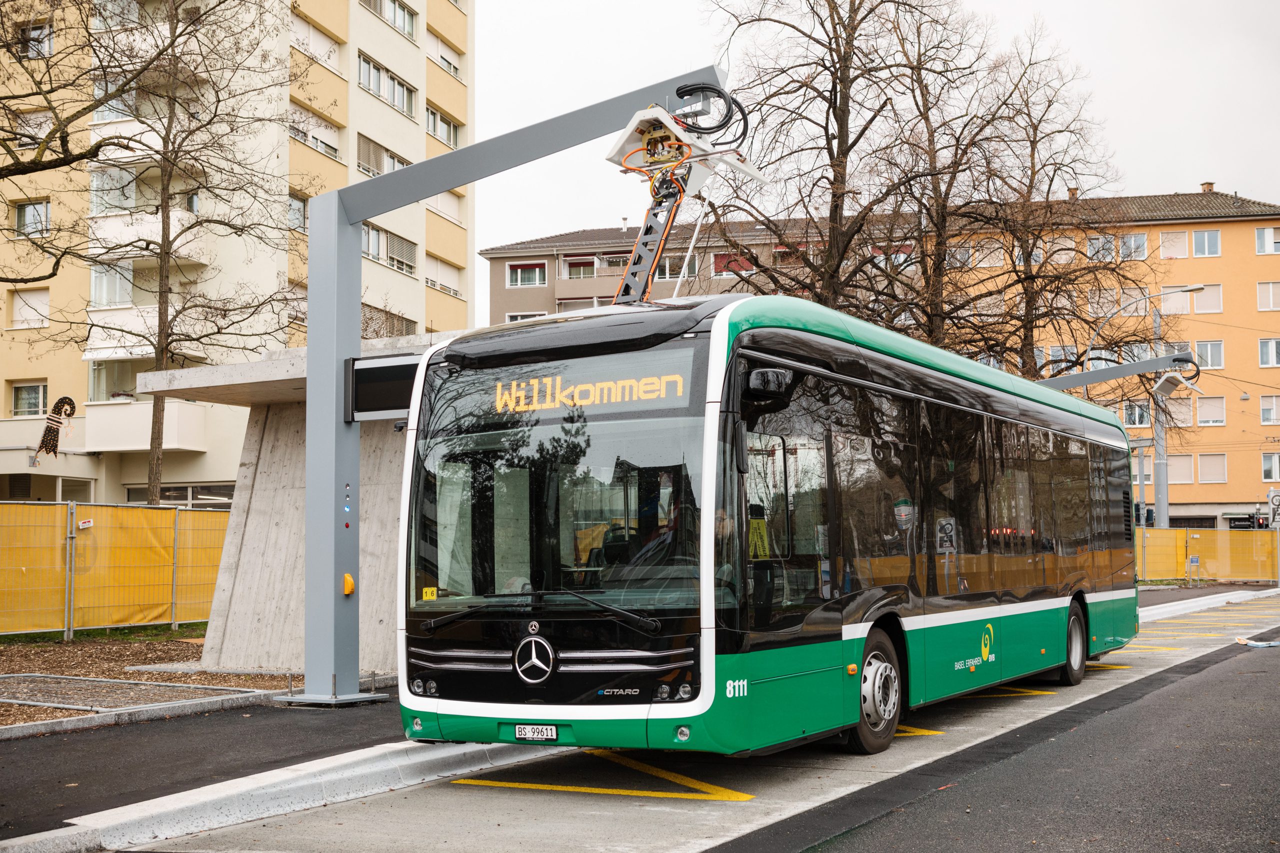 Fast charging station built in Basel on the way to full electrification ...