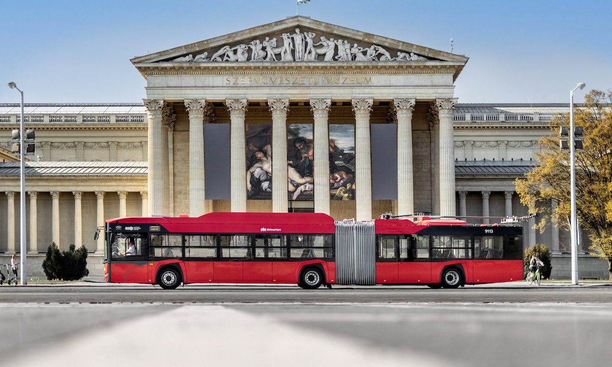 Solaris joins UGAP's catalogue. Trollino 18 and Urbino 18 Electric are ...