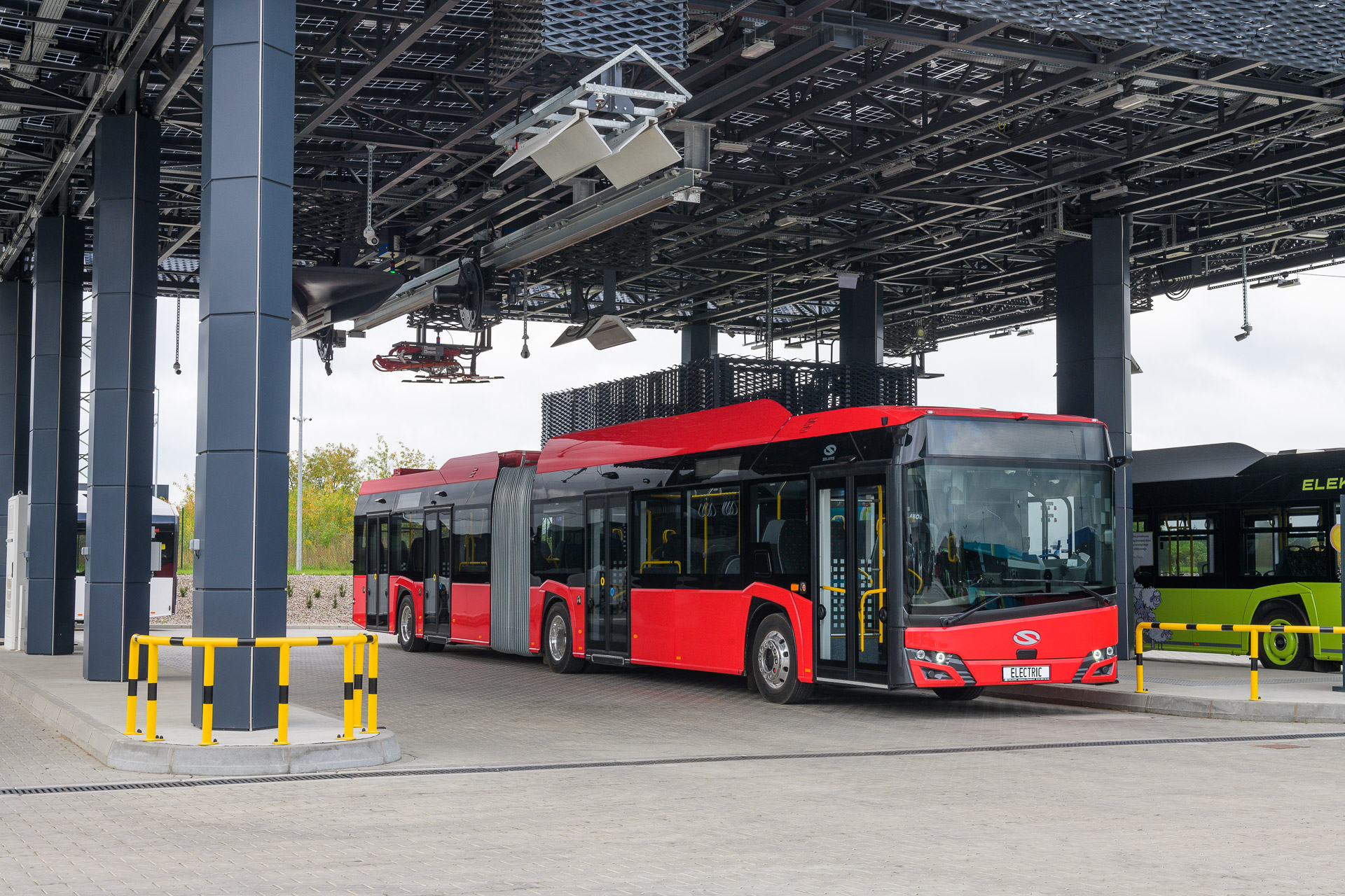 Delivery completed for 183 articulated Solaris e-buses in Oslo
