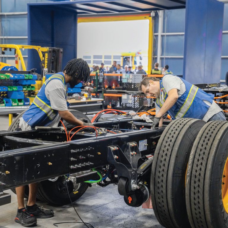 Blue Bird to ramp up electric school bus production: up to 5,000 units/year