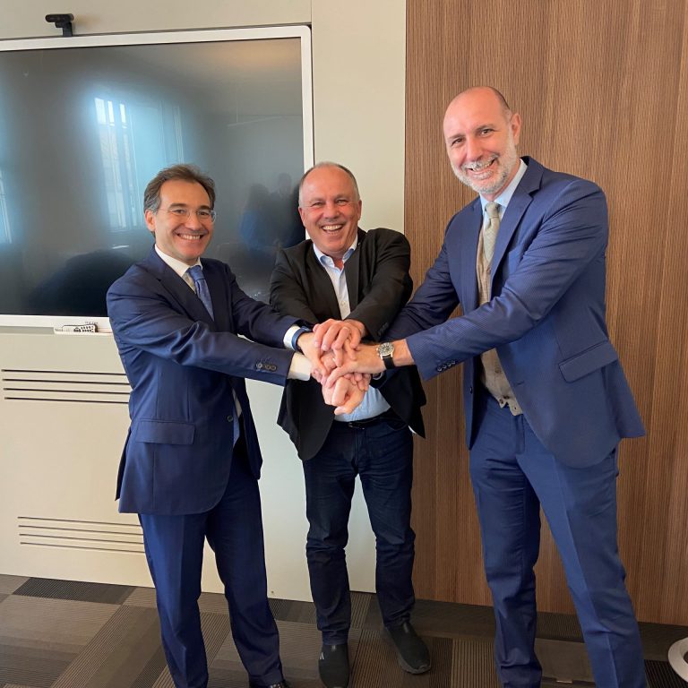 Quantron lands in Italy: Quantron Italy Srl, welcome - Sustainable Bus