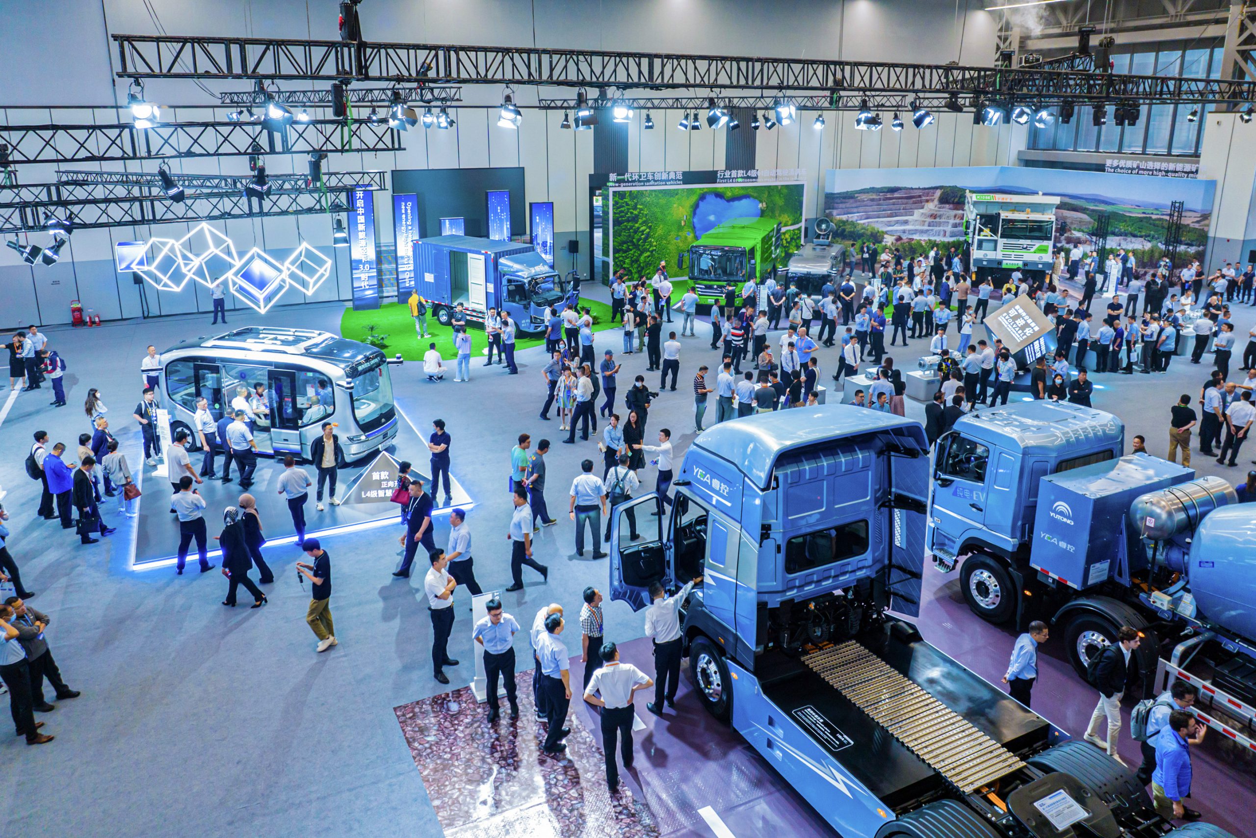 YEA, Yutong new e-vehicles architecture, launched in Zhengzhou (with ...