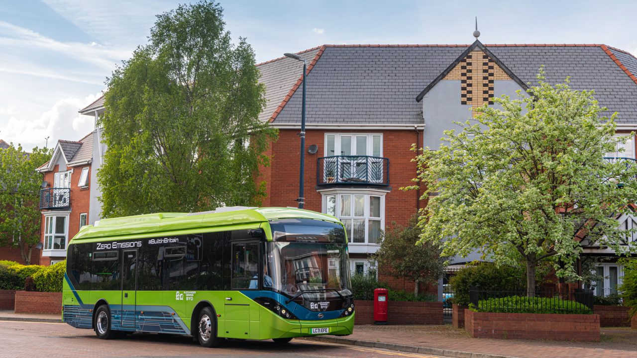 UK, Sheffield's first zero emission buses are provided by Alexander ...