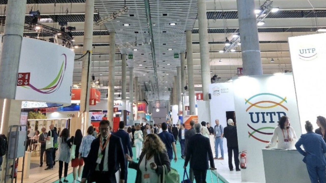 Evolving public transport: 5 key trends from UITP Summit 2023
