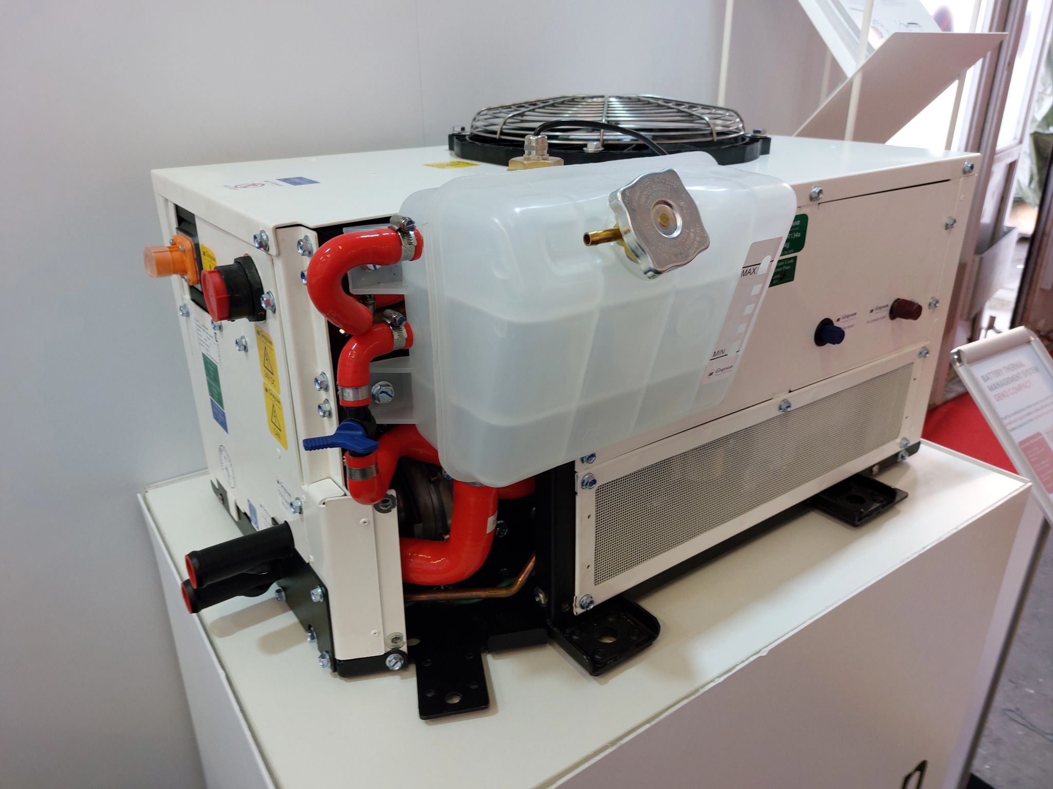 Zero-emission thermal management of transports according to Grayson ...