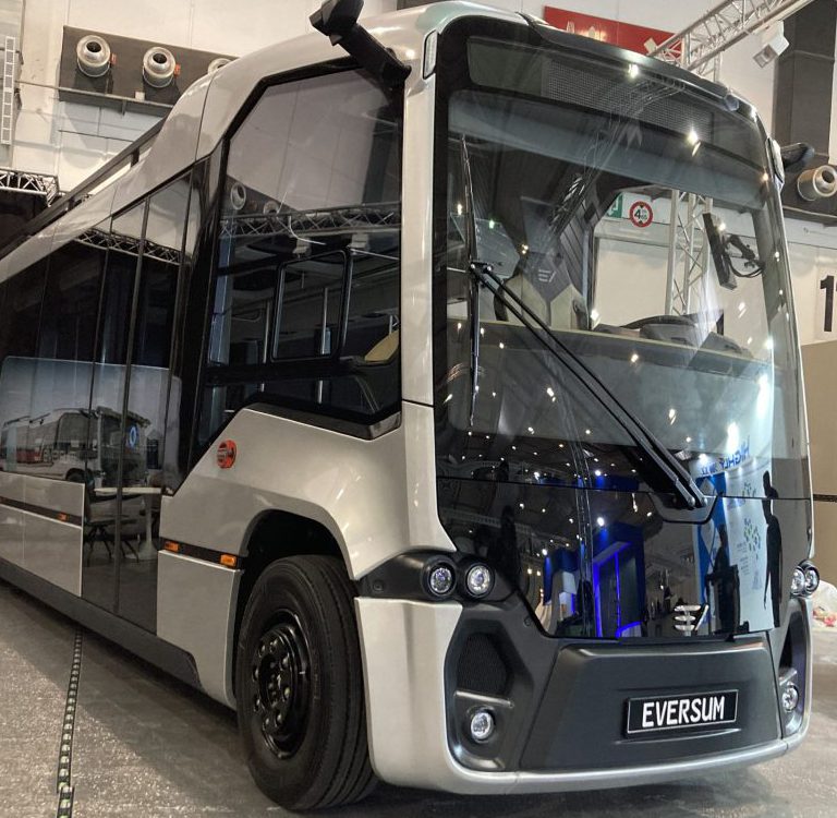 eVersum turns to Oxa driverless vehicles' software and aims to start ...