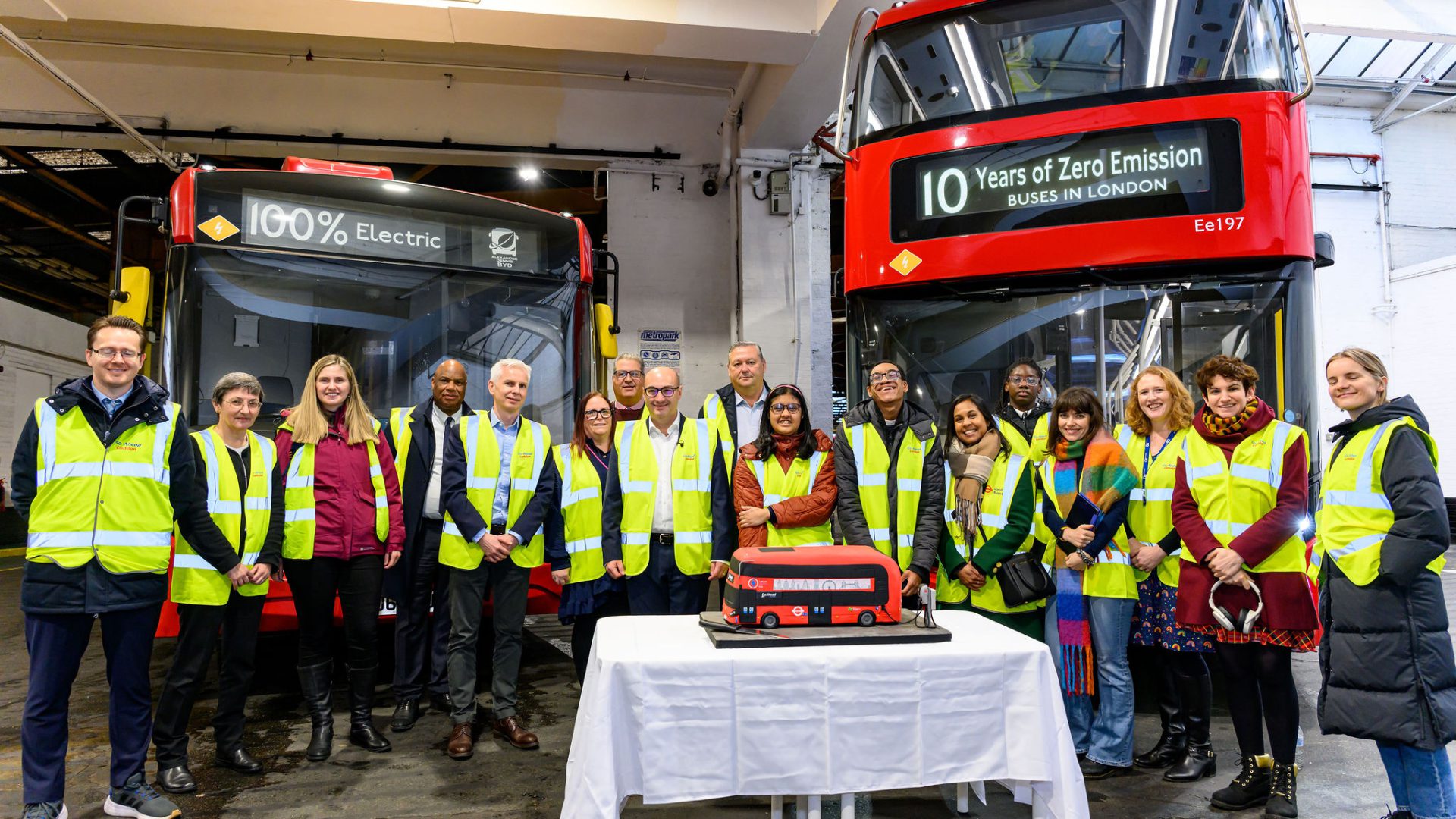 Ten year of zero-emission buses in London: Go-Ahead expects to have ...