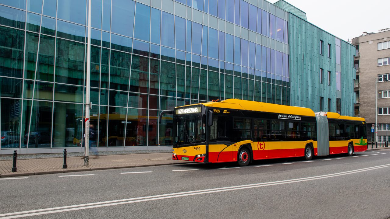 Twelve more Solaris Urbino electric buses for Warsaw - Sustainable Bus