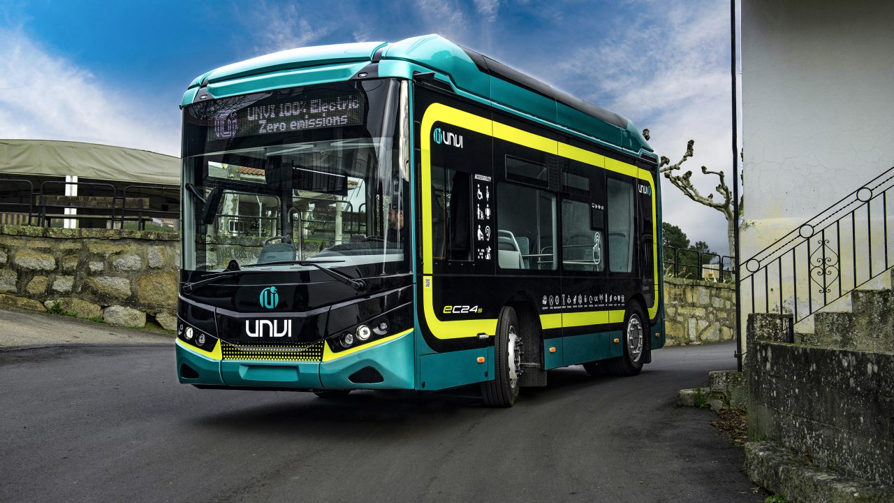 Moventis has tested the new eC24s minibus by Spanish bodybuilder UNVI