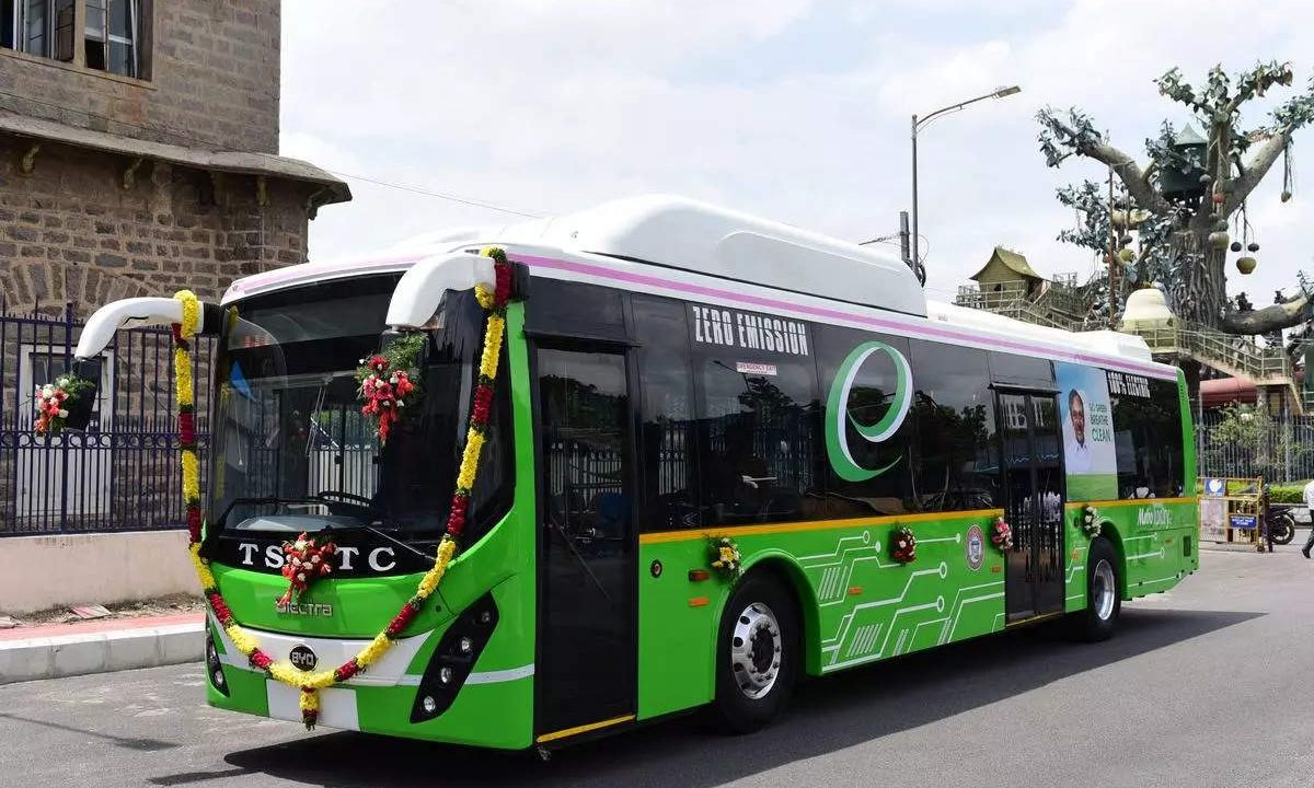 BEST Mumbai orders 2,400 e-buses on lease from Olectra Greentech