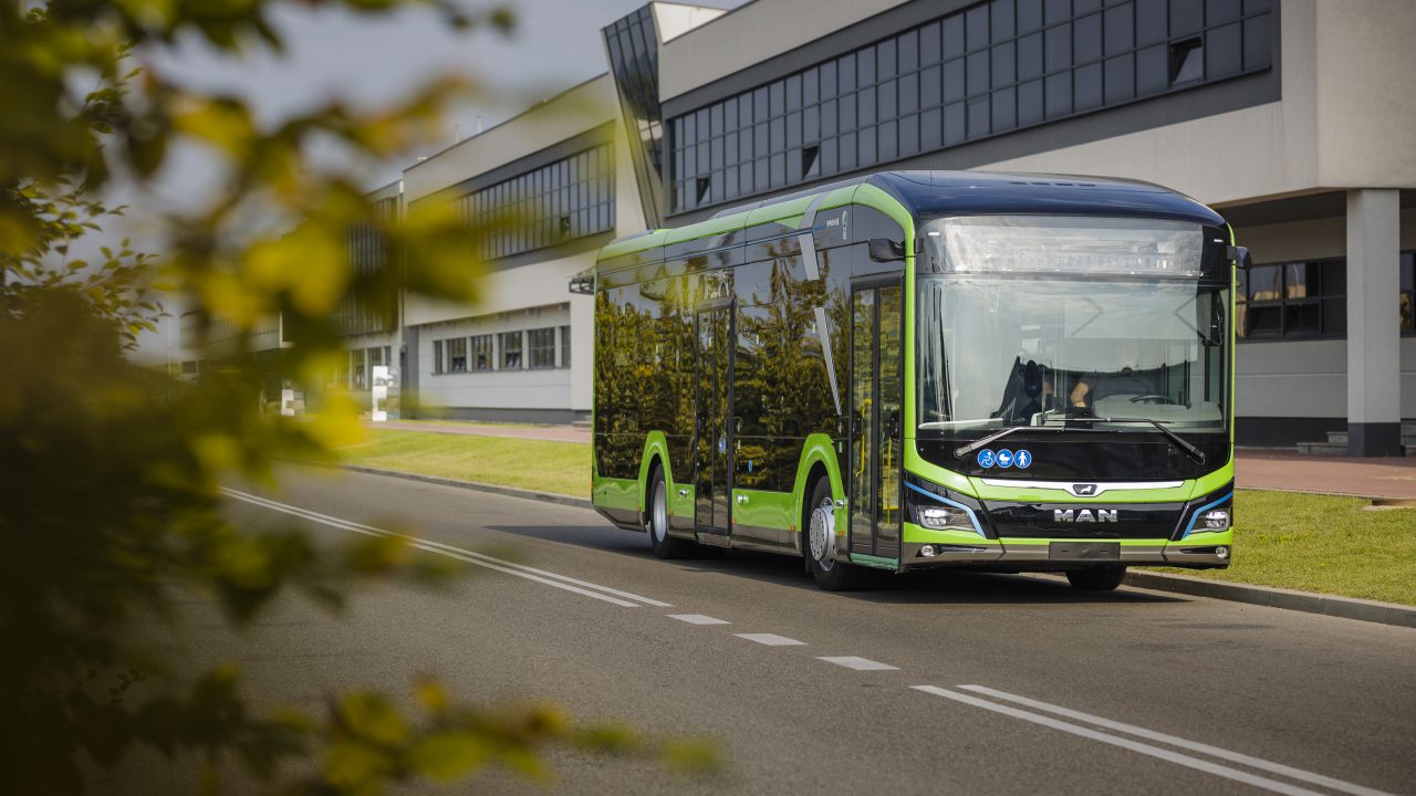 Towards e-mobility in the coach segment, MAN will produce e-buses in ...