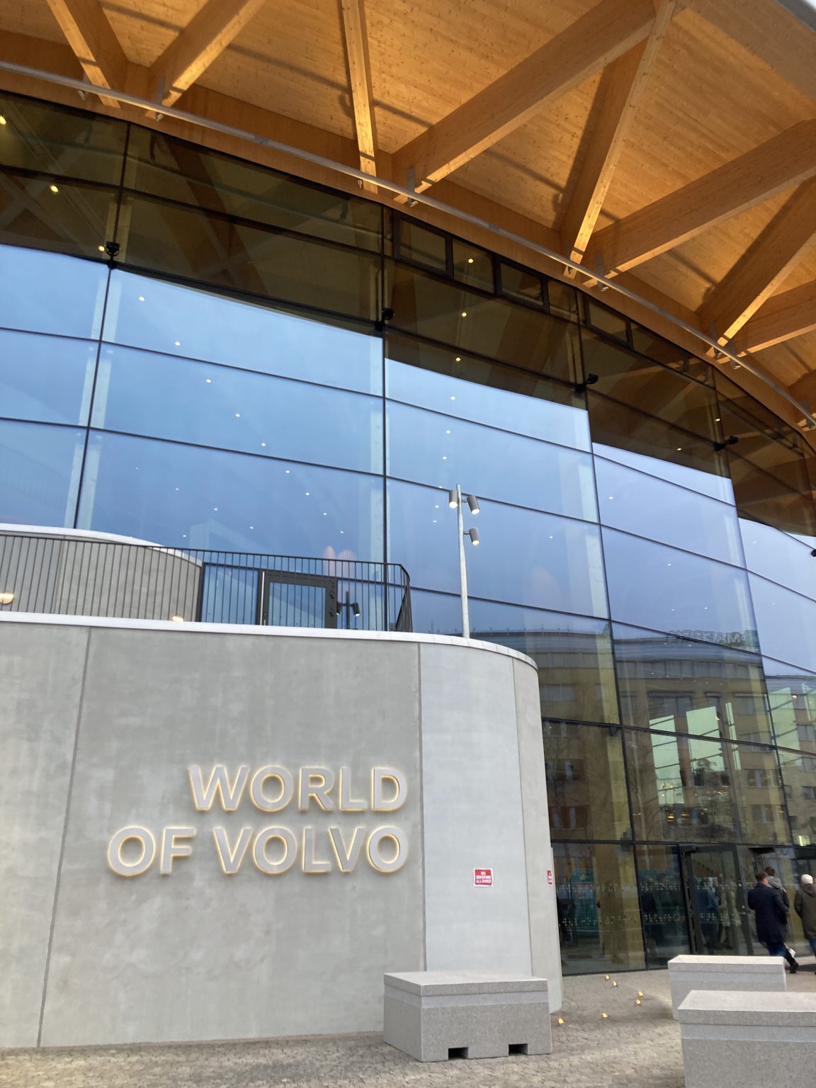 Volvo Buses enters intercity e-bus segment with the BZR platform for ...