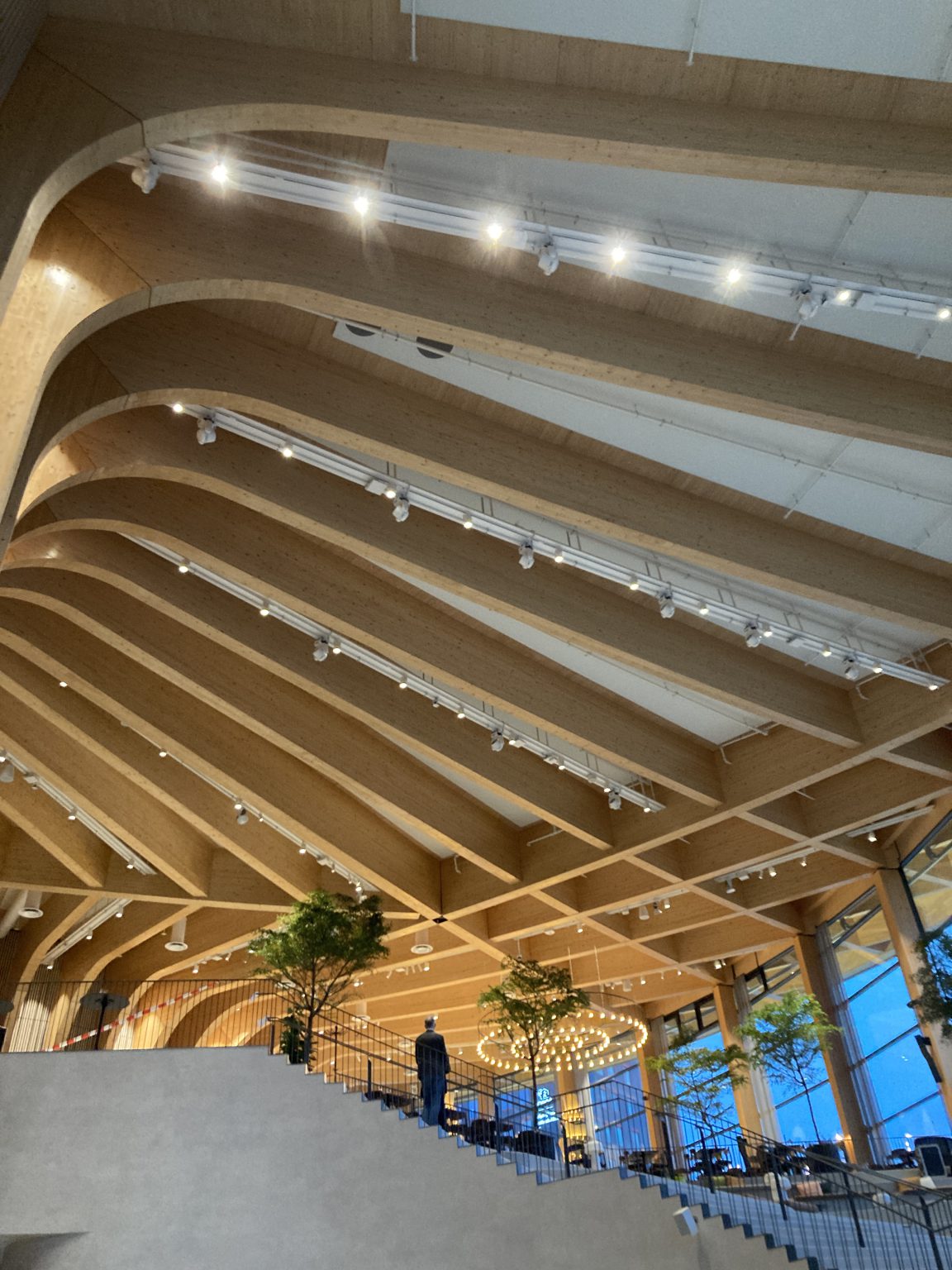 Volvo Buses enters intercity e-bus segment with the BZR platform for ...